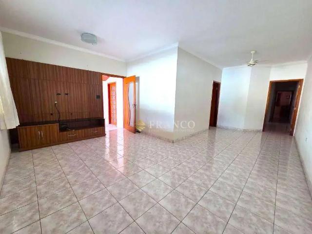 Casa / Sobrado em Condomínio para Locação em Taubaté/SP Parque Esperança 3 Quartos