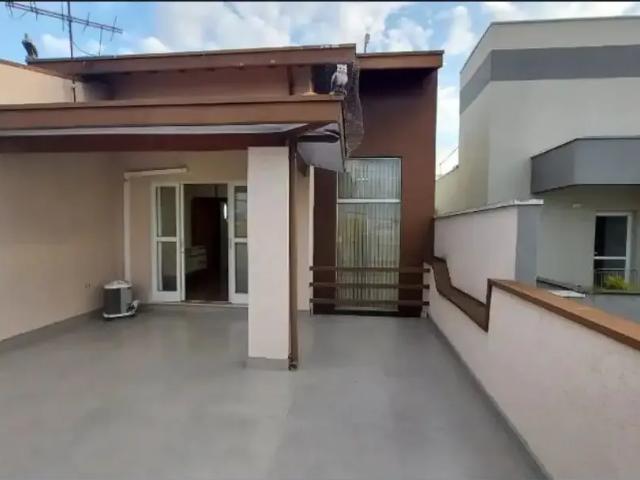 Casa / Sobrado em Condomínio para Locação em Taubaté/SP Piracangaguá 3 Quartos