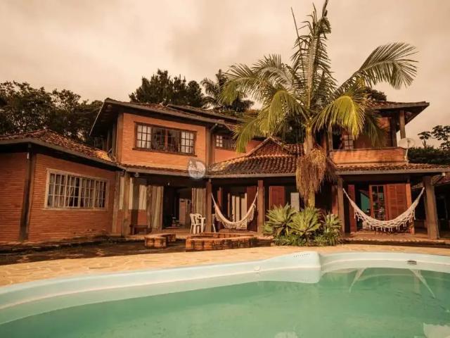 Casa / Sobrado em Condomínio para Locação em Teresópolis/RJ Albuquerque 4 Quartos