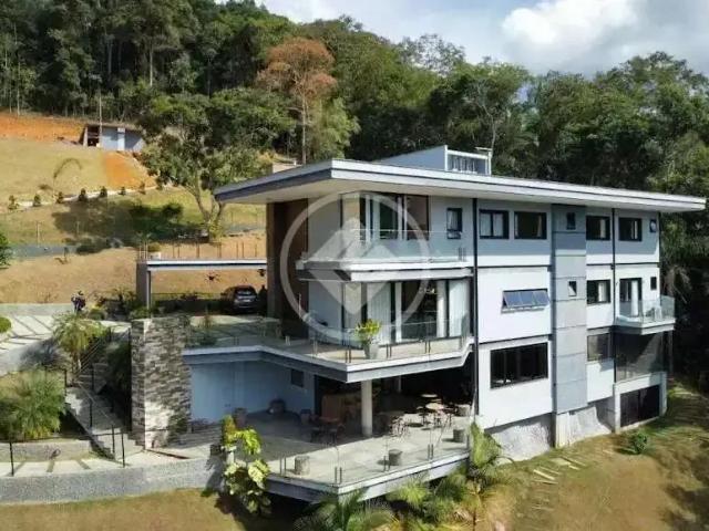 Casa / Sobrado em Condomínio para Locação em Teresópolis/RJ Parque do Imbui 6 Quartos