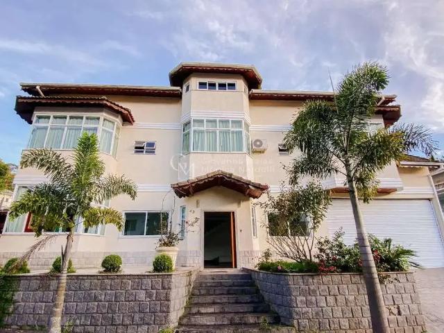 Casa / Sobrado em Condomínio para Locação em Teresópolis/RJ Tijuca 6 Quartos
