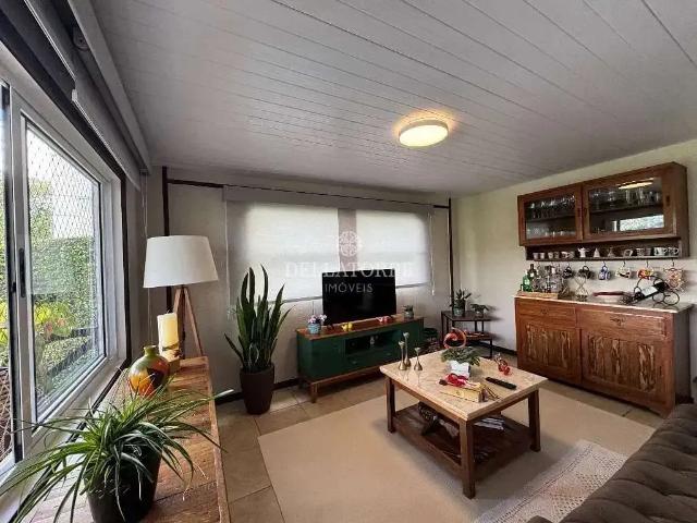 Casa / Sobrado em Condomínio para Locação em Teresópolis/RJ Várzea 4 Quartos