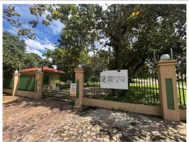 Casa / Sobrado em Condomínio para Locação em Teresina/PI Povoado Soturno 4 Quartos