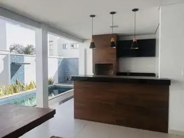 Casa / Sobrado em Condomínio para Locação em Teresina/PI Uruguai 4 Quartos