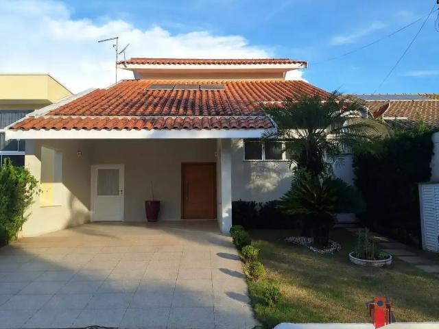 Casa / Sobrado em Condomínio para Locação em Tremembé/SP Campos do Conde 3 Quartos
