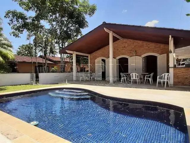 Casa / Sobrado em Condomínio para Locação em Ubatuba/SP Praia do Lazaro 4 Quartos