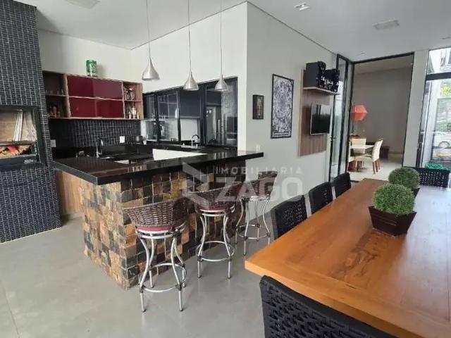Casa / Sobrado em Condomínio para Locação em Uberaba/MG Estância dos Ipês 3 Quartos
