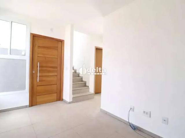 Casa / Sobrado em Condomínio para Locação em Uberlândia/MG Bosque dos Buritis 3 Quartos