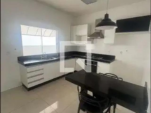 Casa / Sobrado em Condomínio para Locação em Uberlândia/MG Gávea 3 Quartos