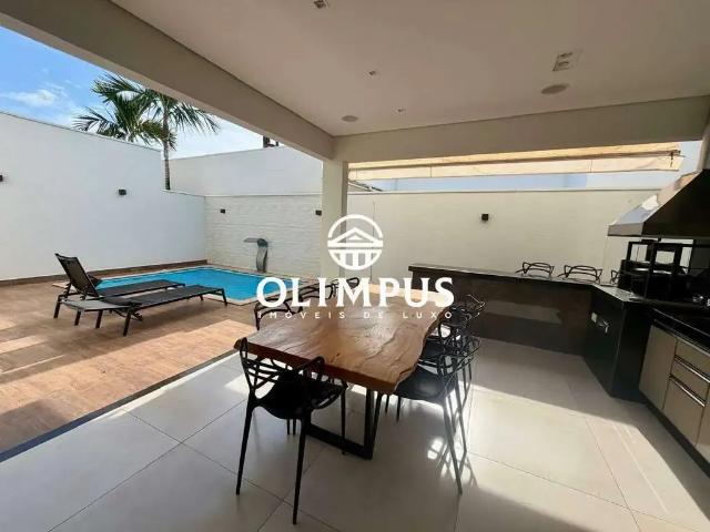 Casa / Sobrado em Condomínio para Locação em Uberlândia/MG Gávea 3 Quartos