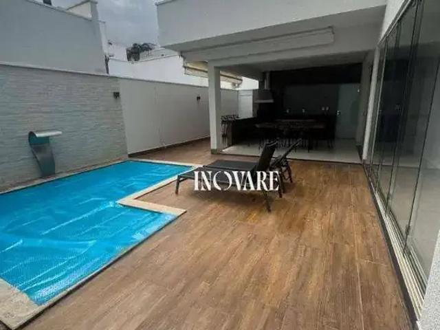 Casa / Sobrado em Condomínio para Locação em Uberlândia/MG Gávea 3 Quartos