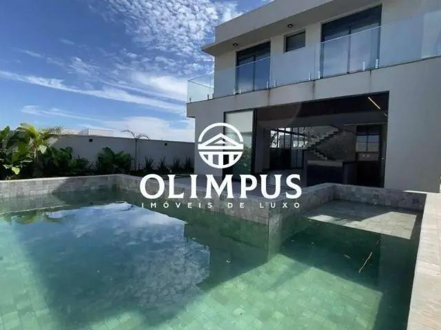 Casa / Sobrado em Condomínio para Locação em Uberlândia/MG Gávea 4 Quartos