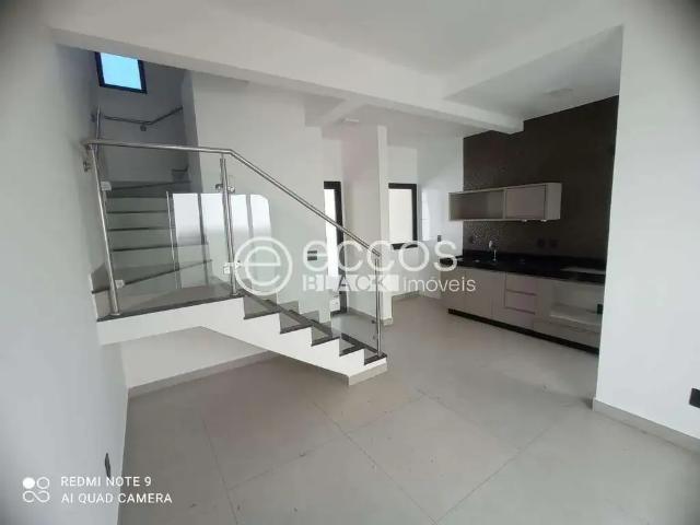 Casa / Sobrado em Condomínio para Locação em Uberlândia/MG Grand Ville 2 Quartos