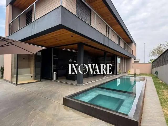 Casa / Sobrado em Condomínio para Locação em Uberlândia/MG Granja Marileusa 4 Quartos