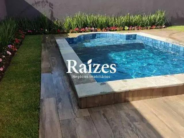 Casa / Sobrado em Condomínio para Locação em Uberlândia/MG Granja Marileusa 4 Quartos