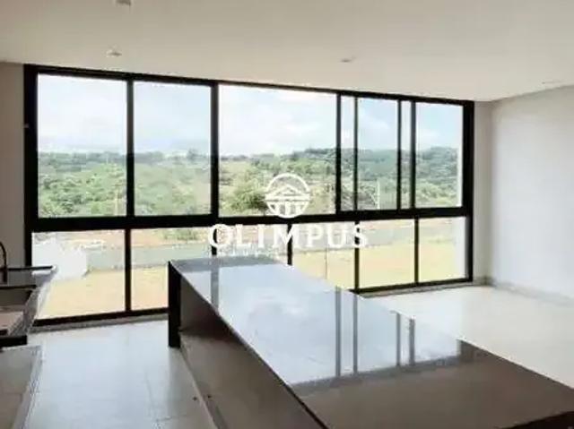 Casa / Sobrado em Condomínio para Locação em Uberlândia/MG Granja Marileusa 4 Quartos