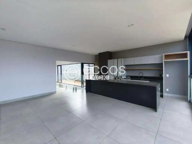 Casa / Sobrado em Condomínio para Locação em Uberlândia/MG Granja Marileusa 3 Quartos