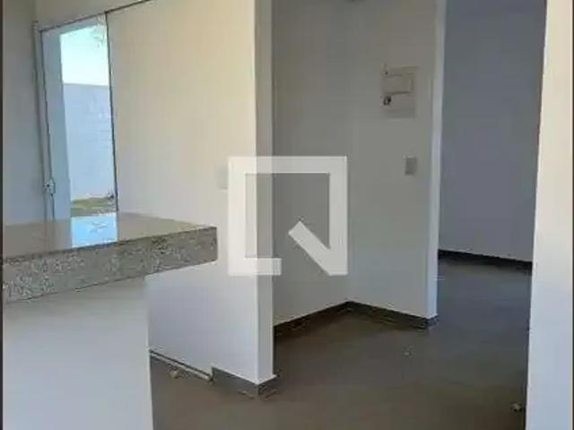 Casa / Sobrado em Condomínio para Locação em Uberlândia/MG Granja Marileusa 3 Quartos