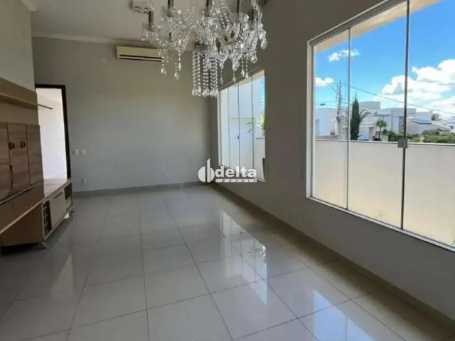 Casa / Sobrado em Condomínio para Locação em Uberlândia/MG Granja Marileusa 3 Quartos