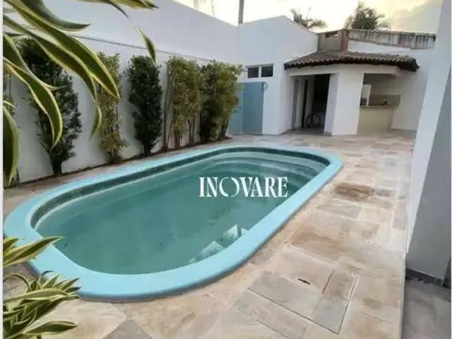 Casa / Sobrado em Condomínio para Locação em Uberlândia/MG Jardim Karaíba 3 Quartos