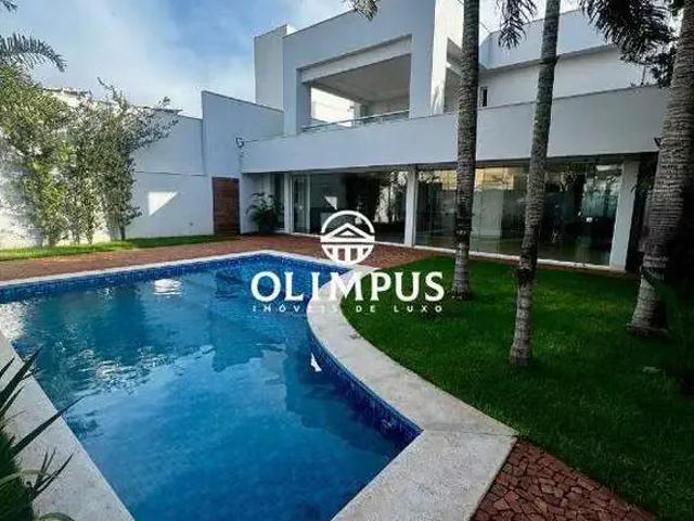 Casa / Sobrado em Condomínio para Locação em Uberlândia/MG Jardim Karaíba 4 Quartos