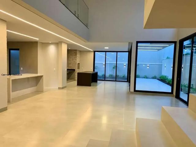 Casa / Sobrado em Condomínio para Locação em Uberlândia/MG Jardim Sul 4 Quartos