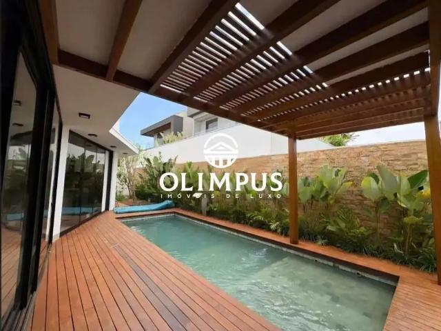 Casa / Sobrado em Condomínio para Locação em Uberlândia/MG Jardim Sul 4 Quartos