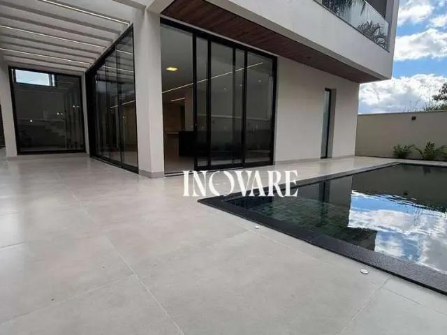 Casa / Sobrado em Condomínio para Locação em Uberlândia/MG Jardim Sul 4 Quartos