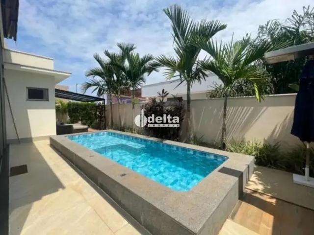Casa / Sobrado em Condomínio para Locação em Uberlândia/MG Jardim Sul 4 Quartos