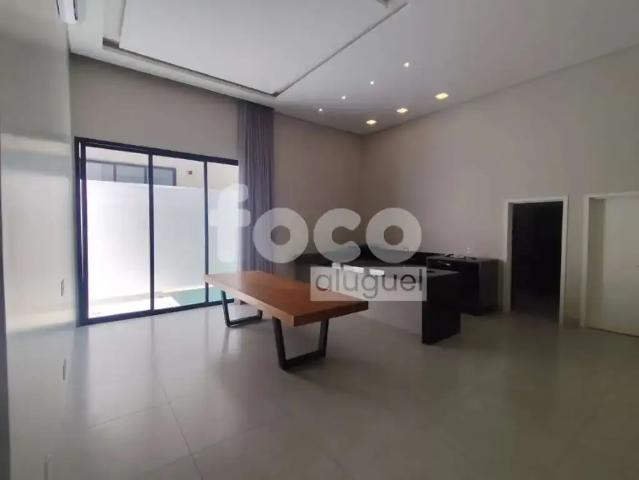 Casa / Sobrado em Condomínio para Locação em Uberlândia/MG Jardim Sul 3 Quartos