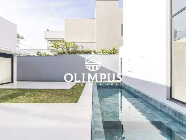 Casa / Sobrado em Condomínio para Locação em Uberlândia/MG Jardim Sul 3 Quartos