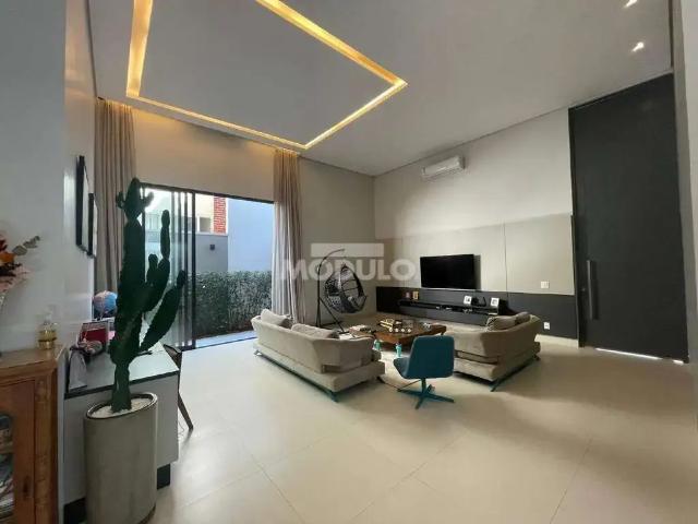 Casa / Sobrado em Condomínio para Locação em Uberlândia/MG Jardim Sul 3 Quartos