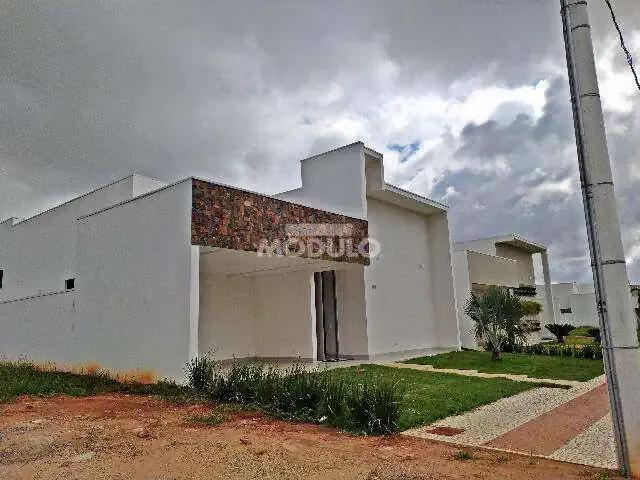 Casa / Sobrado em Condomínio para Locação em Uberlândia/MG Jardim Sul 3 Quartos