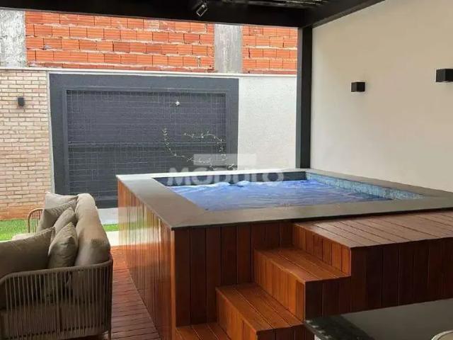 Casa / Sobrado em Condomínio para Locação em Uberlândia/MG Jardim Sul 3 Quartos