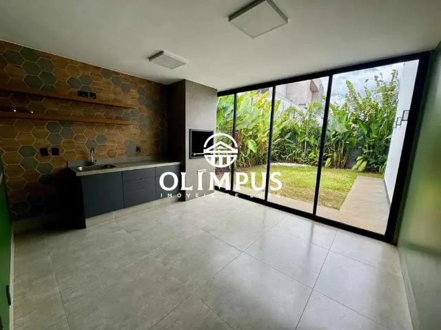 Casa / Sobrado em Condomínio para Locação em Uberlândia/MG Jardim Sul 3 Quartos