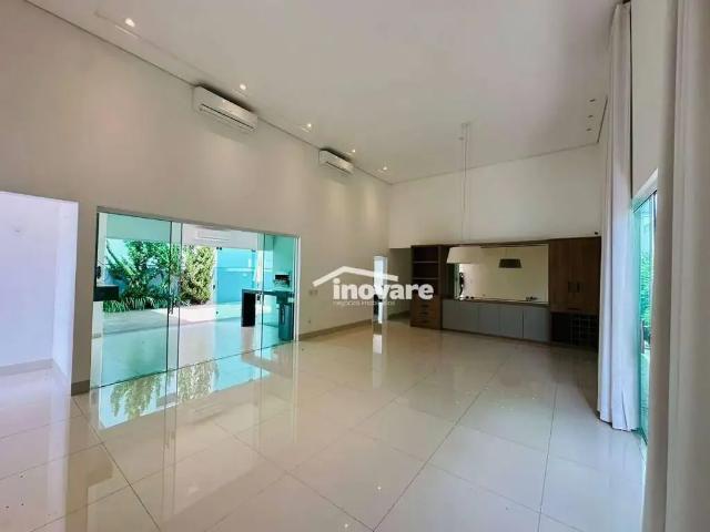 Casa / Sobrado em Condomínio para Locação em Uberlândia/MG Jardins Gênova 3 Quartos