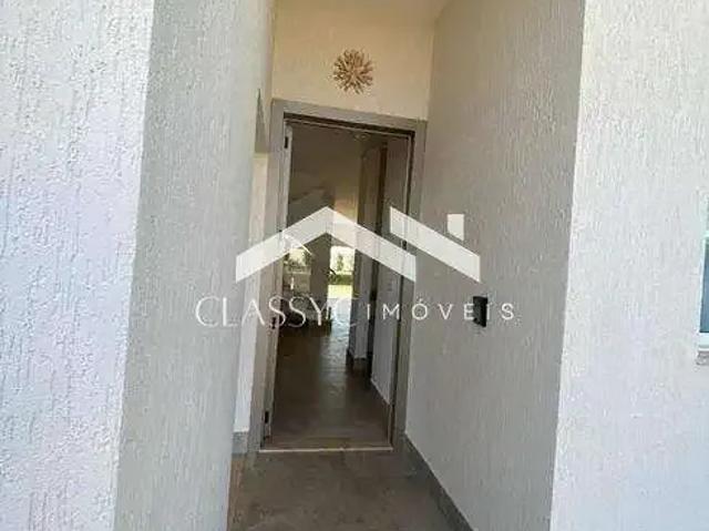 Casa / Sobrado em Condomínio para Locação em Uberlândia/MG Laranjeiras 3 Quartos