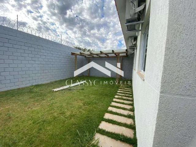 Casa / Sobrado em Condomínio para Locação em Uberlândia/MG Laranjeiras 3 Quartos