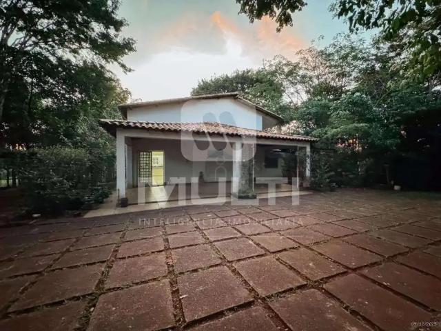 Casa / Sobrado em Condomínio para Locação em Uberlândia/MG Morada do Sol 4 Quartos