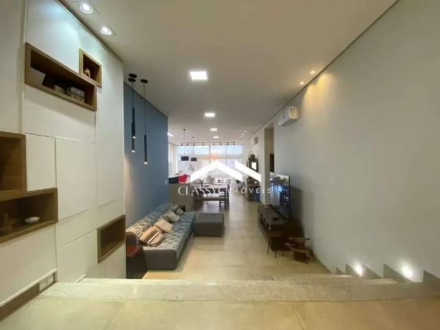 Casa / Sobrado em Condomínio para Locação em Uberlândia/MG Nova Uberlândia 3 Quartos
