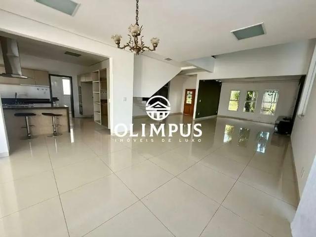 Casa / Sobrado em Condomínio para Locação em Uberlândia/MG Nova Uberlândia 4 Quartos