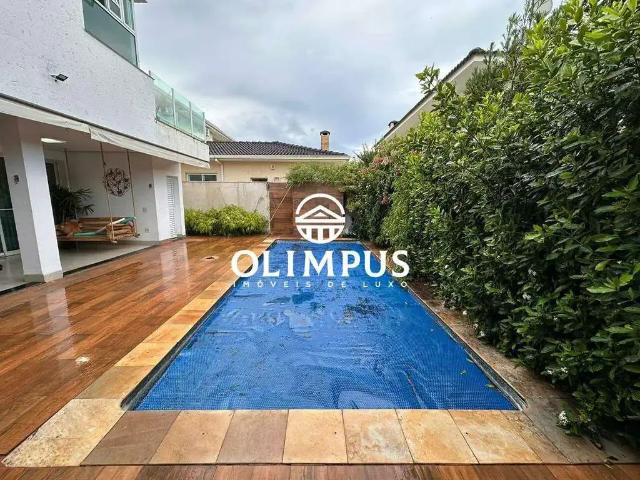 Casa / Sobrado em Condomínio para Locação em Uberlândia/MG Nova Uberlândia 4 Quartos