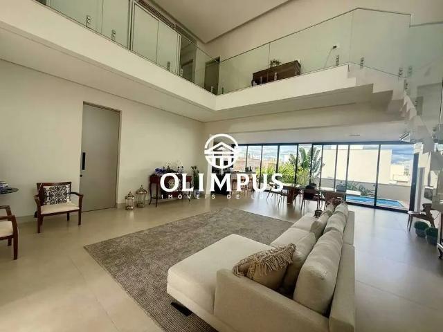 Casa / Sobrado em Condomínio para Locação em Uberlândia/MG Nova Uberlândia 4 Quartos