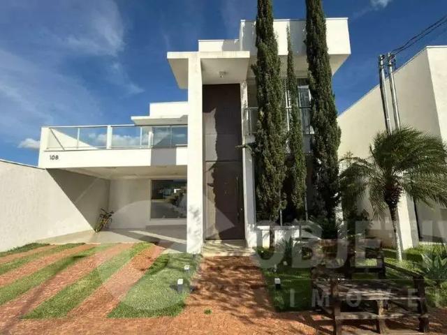 Casa / Sobrado em Condomínio para Locação em Uberlândia/MG Novo Mundo 3 Quartos
