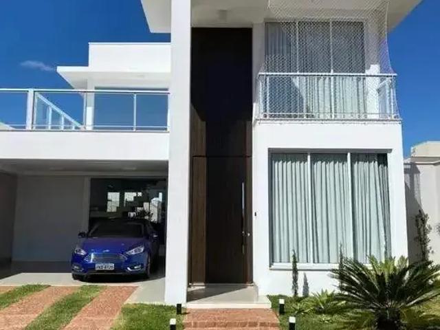 Casa / Sobrado em Condomínio para Locação em Uberlândia/MG Novo Mundo 3 Quartos