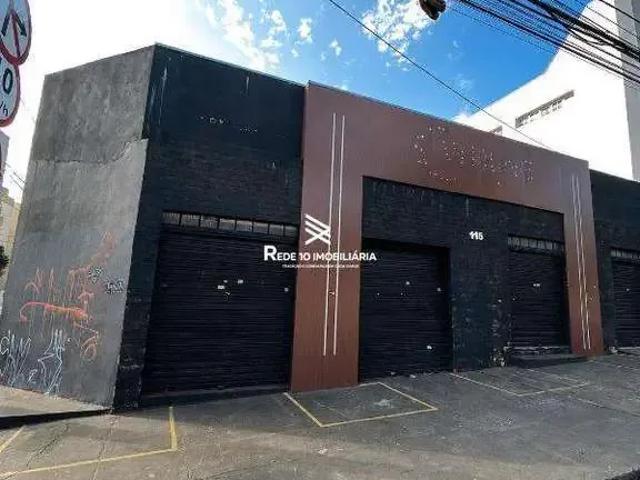 Casa / Sobrado em Condomínio para Locação em Uberlândia/MG Santa Mônica
