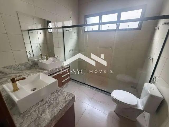 Casa / Sobrado em Condomínio para Locação em Uberlândia/MG Shopping Park 3 Quartos