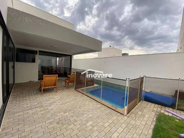 Casa / Sobrado em Condomínio para Locação em Uberlândia/MG Varanda Sul 3 Quartos