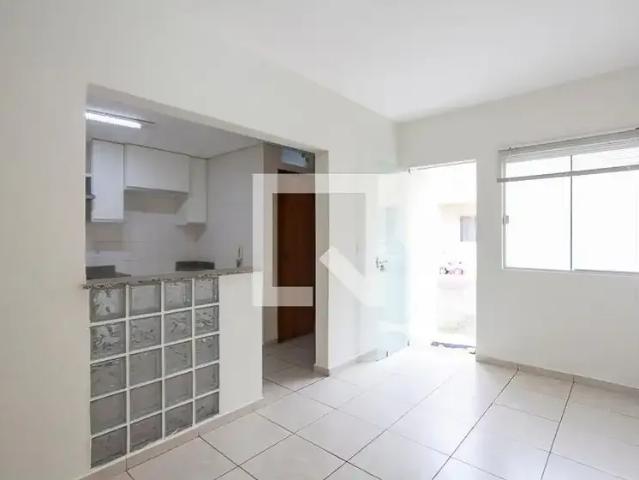 Casa / Sobrado em Condomínio para Locação em Uberlândia/MG Vigilato Pereira 2 Quartos