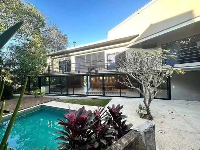 Casa / Sobrado em Condomínio para Locação em Valinhos/SP Chácara Flora 3 Quartos